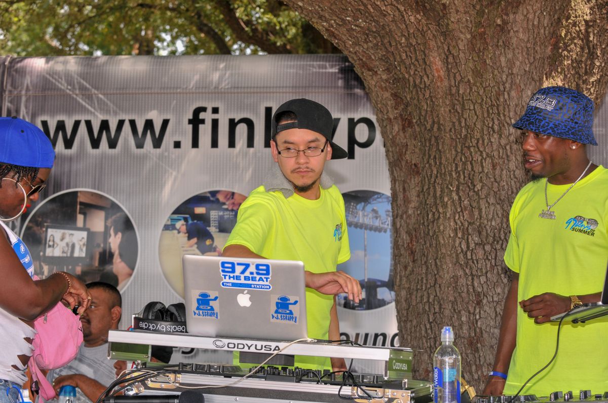 Check Out The 97.9 The Beat Dallas Block Party (PHOTOS) | 97.9 The Beat